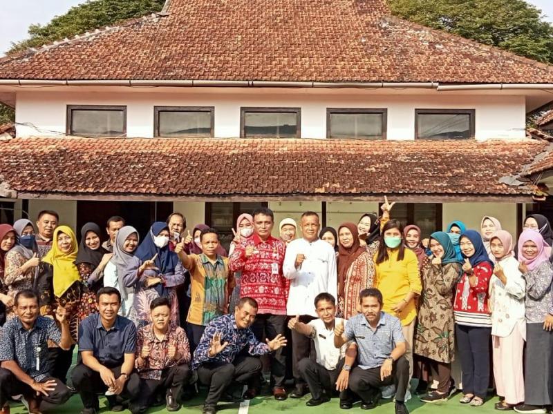 Suasana Haru Selimuti Purna Tugas Pegawai DKPUS Babel - Dikpusbabel